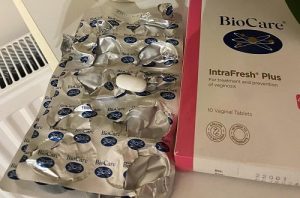 Viên đặt phụ khoa Biocare Intrafresh Plus review chính hãng Anh Quốc